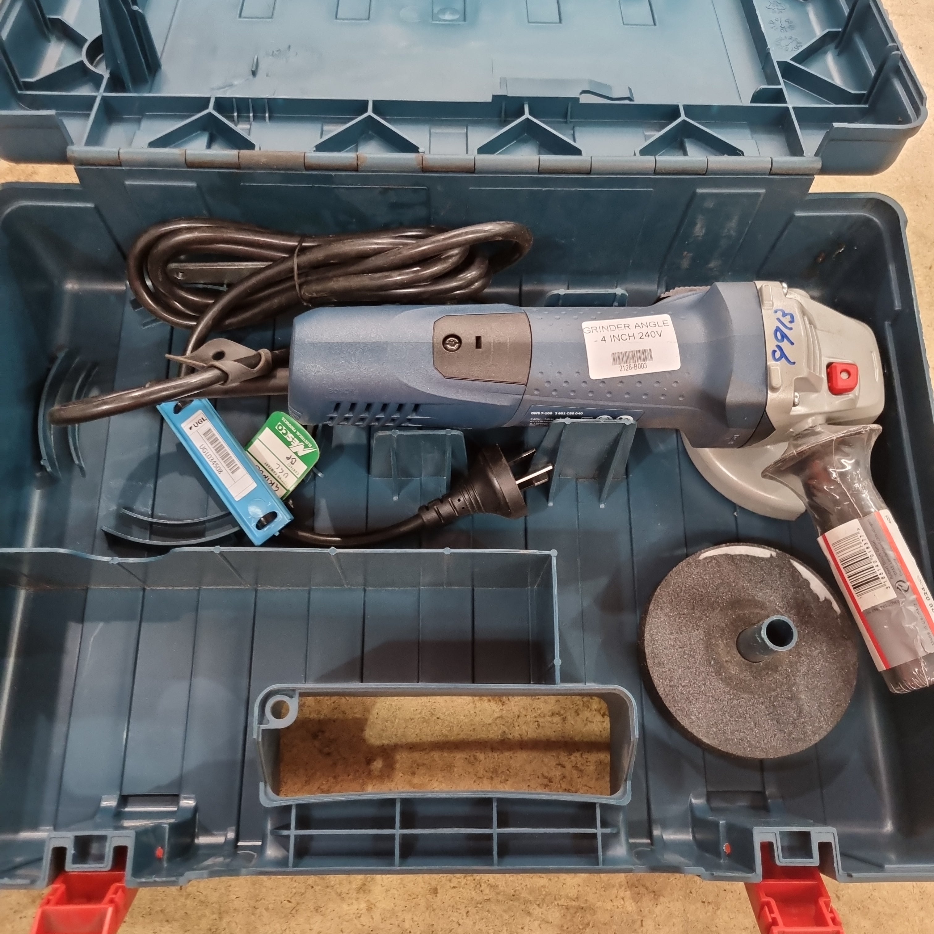 Bosch 4in angle grinder – Clearance Tools