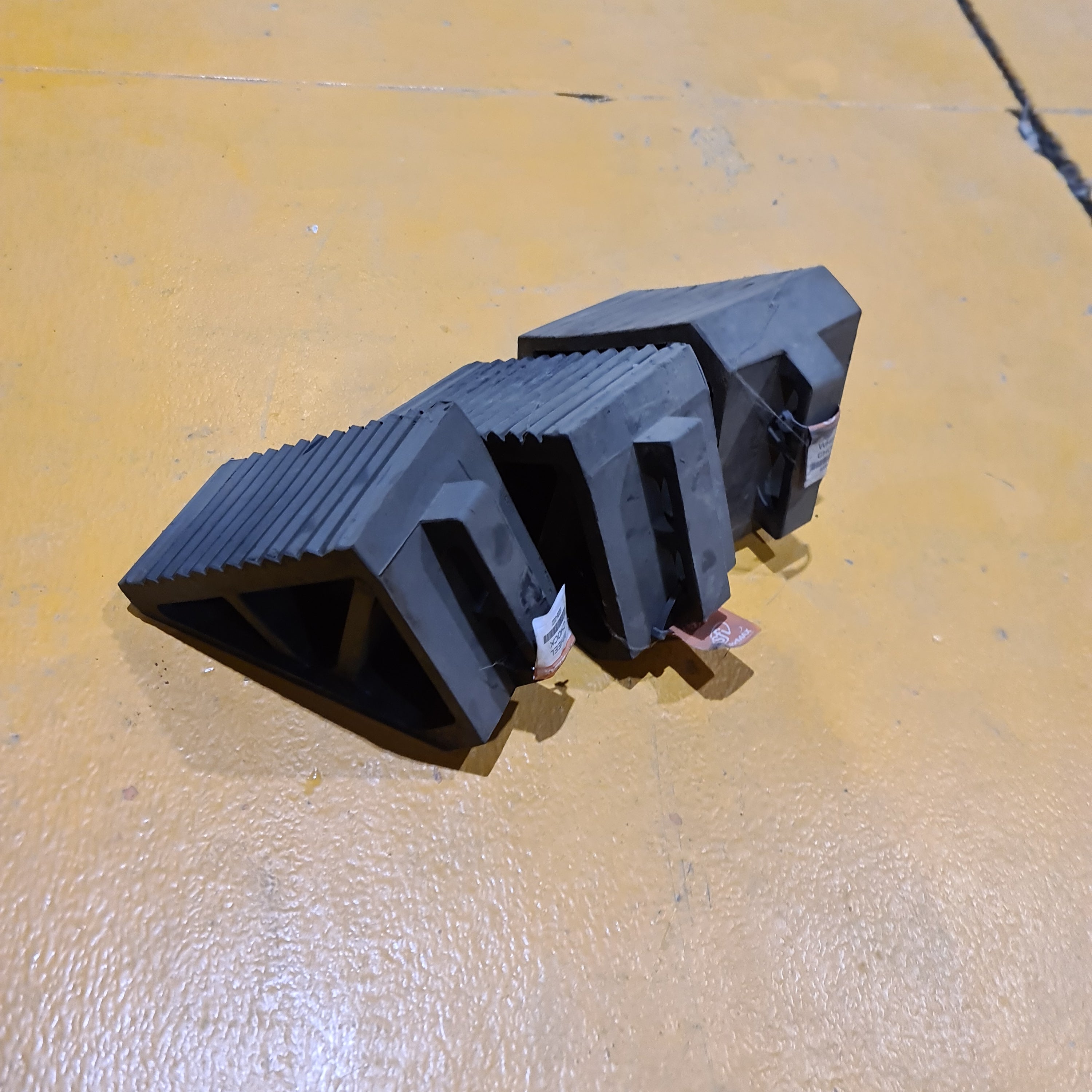 Wheel Chock – Clearance Tools