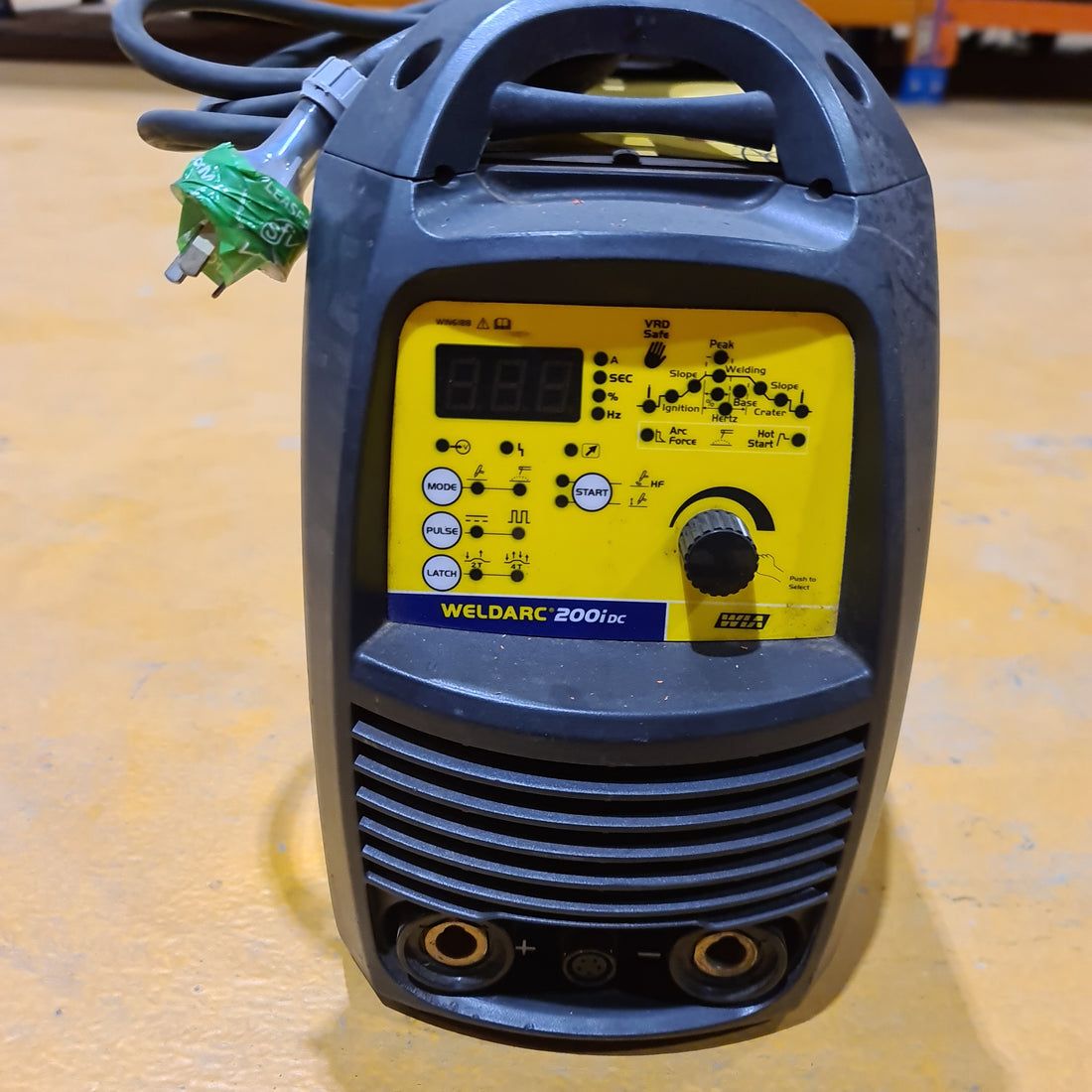 Welder TIG WIA 200i – Clearance Tools