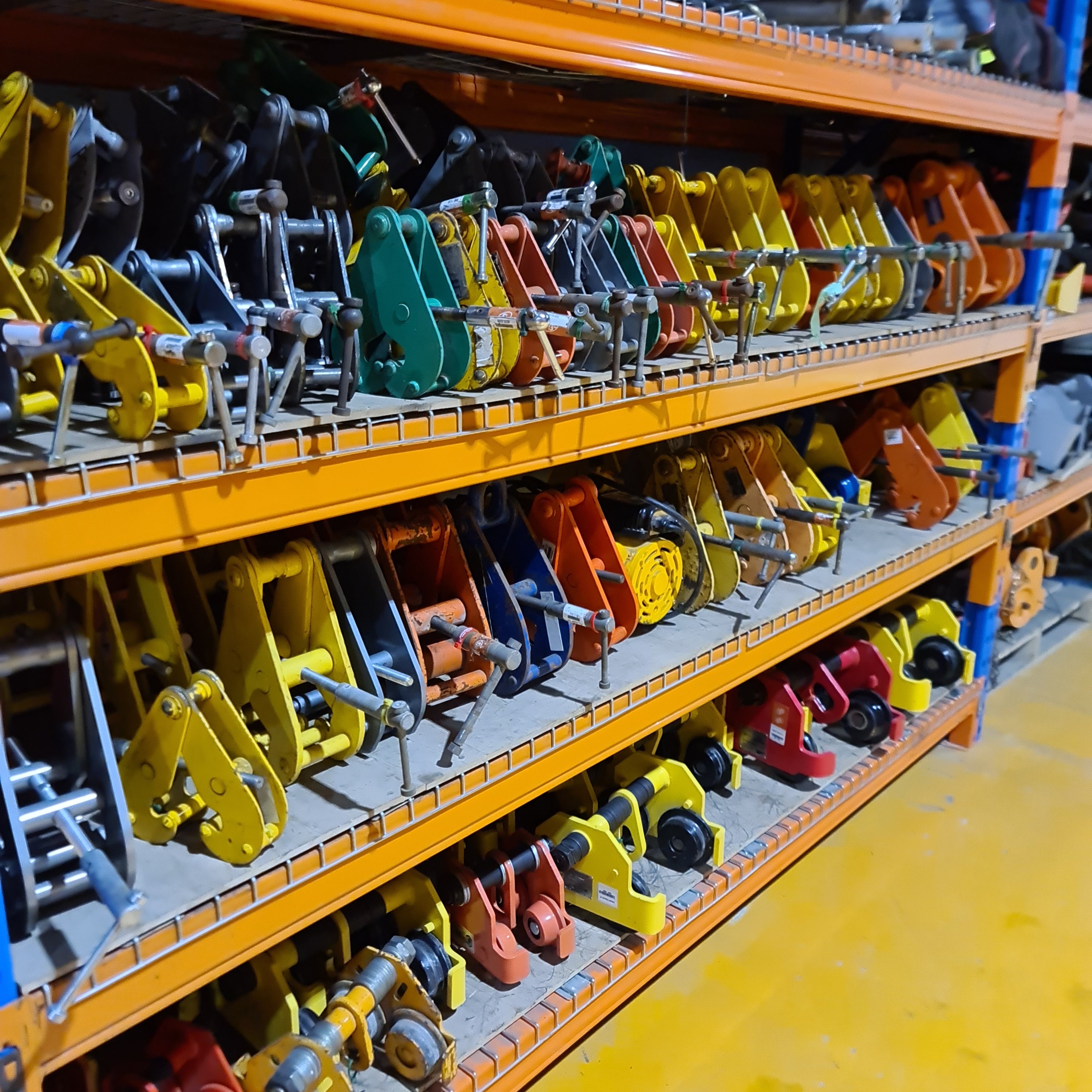 Lifting Clamp 2T – Clearance Tools